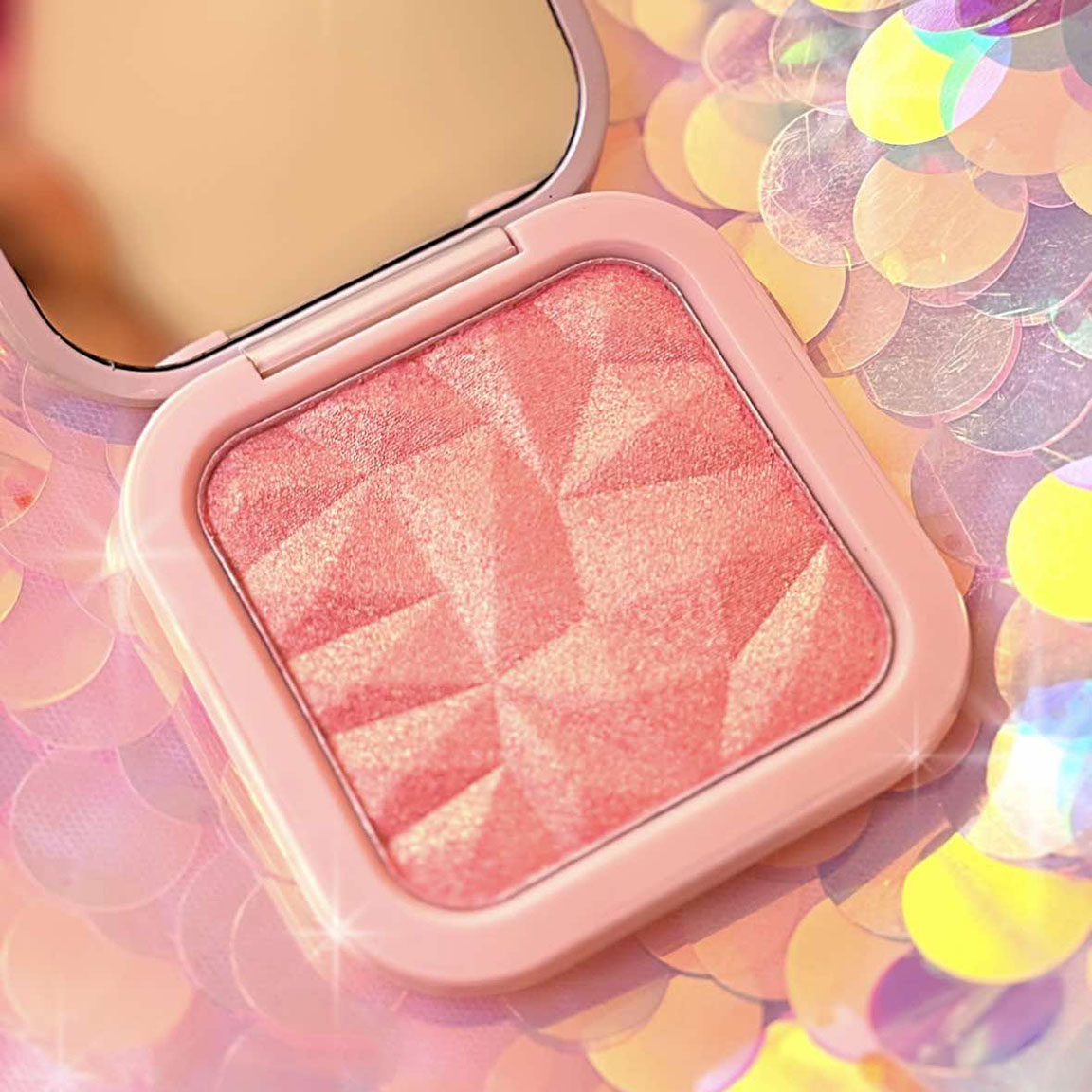 PINK PRISM PIXIE HIGHLIGHTER – nikkilipstick